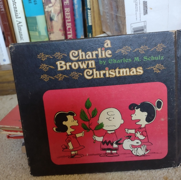 Charles Schultz | Accents | Charlie Brown Christmas Book By Charles ...